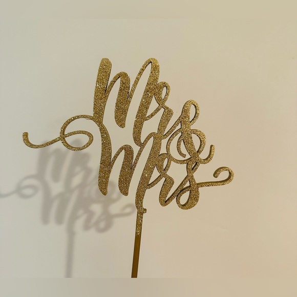 harper design co | Party Supplies | Mr And Mrs Gold Wedding Cake Topper ...